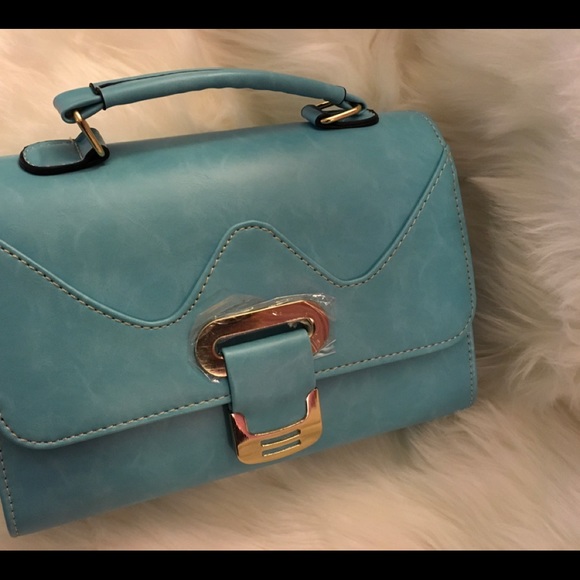 Lil & Lo | Bags | Nwt Turquoise Blue Bag Woptional Shoulder Strap ...